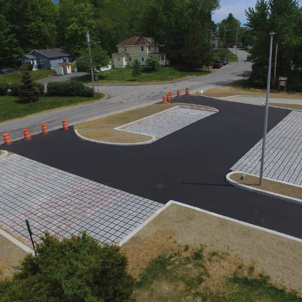 ECORASTER & Bloxx - Snap Together Permeable Pavers