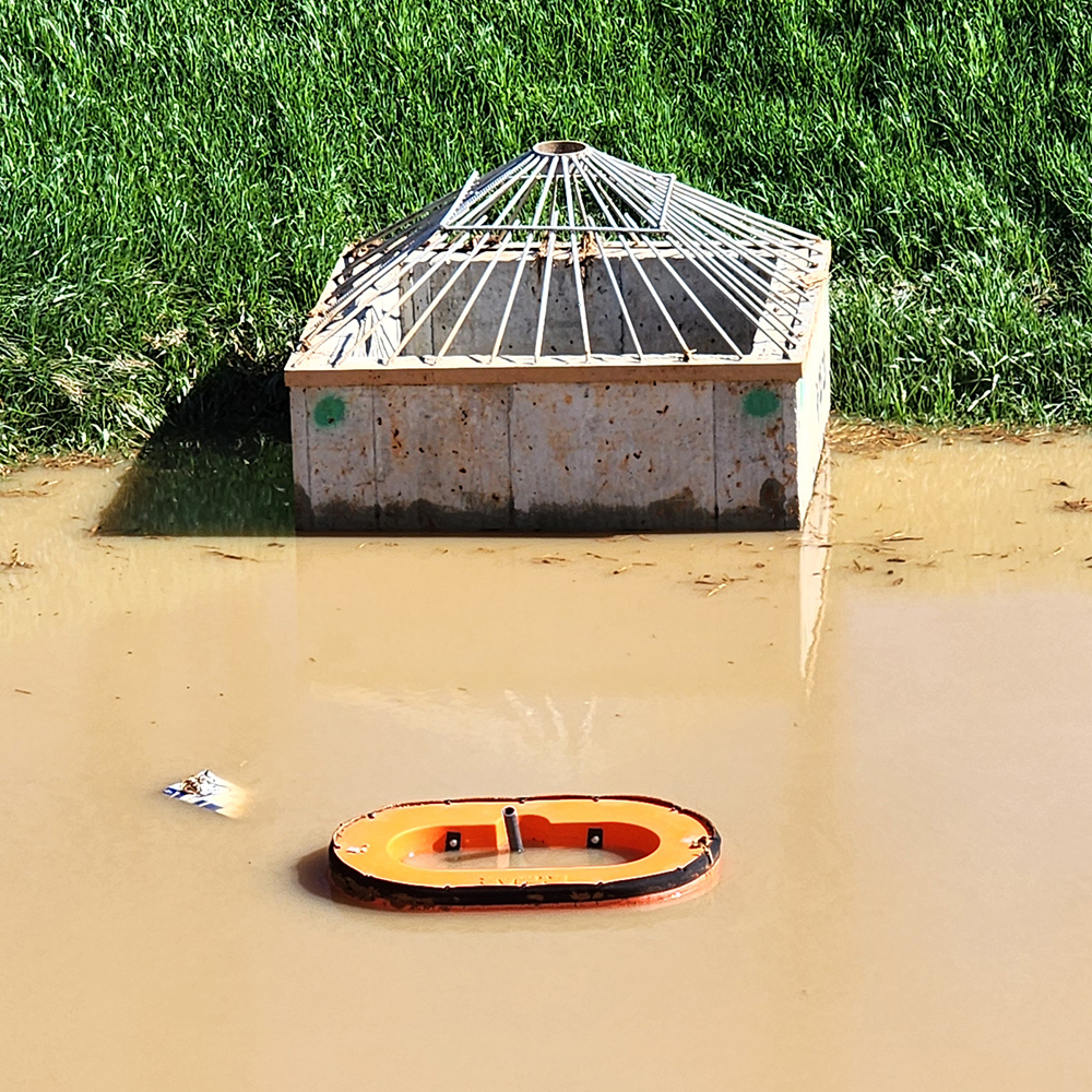 Water Clarification Skimmers | Faircloth Skimmer® - Marlee Float