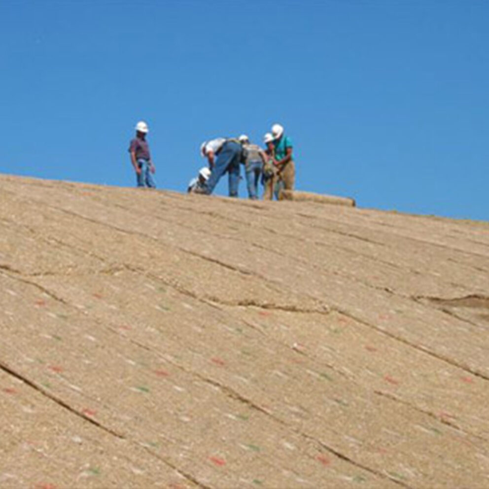 Straw/Coconut Erosion Control Blankets - Your Local Supplier